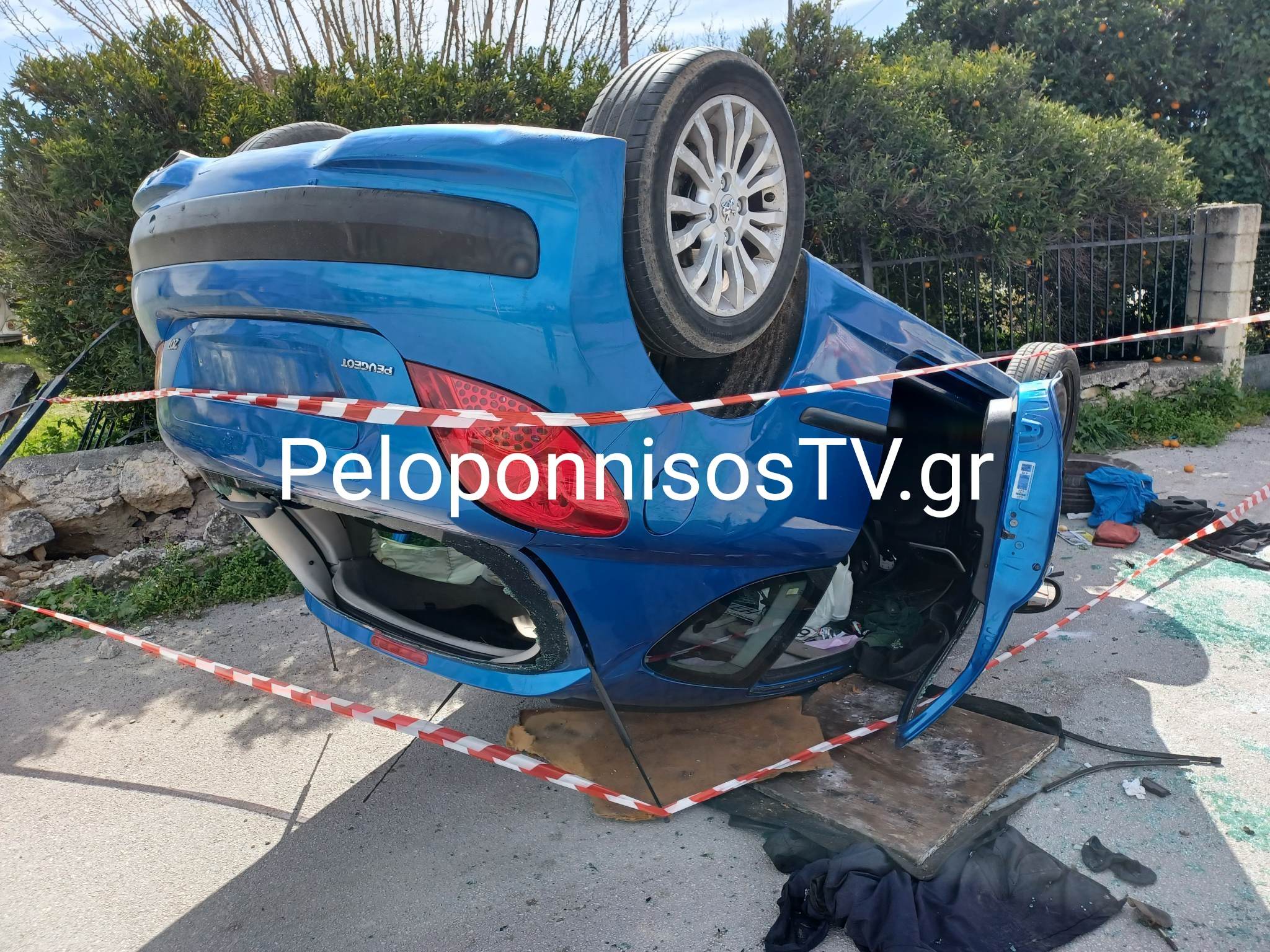 Άσσος Κορινθίας: Ι.Χ εξετράπη της πορείας του και ανετράπη (εικόνες ...